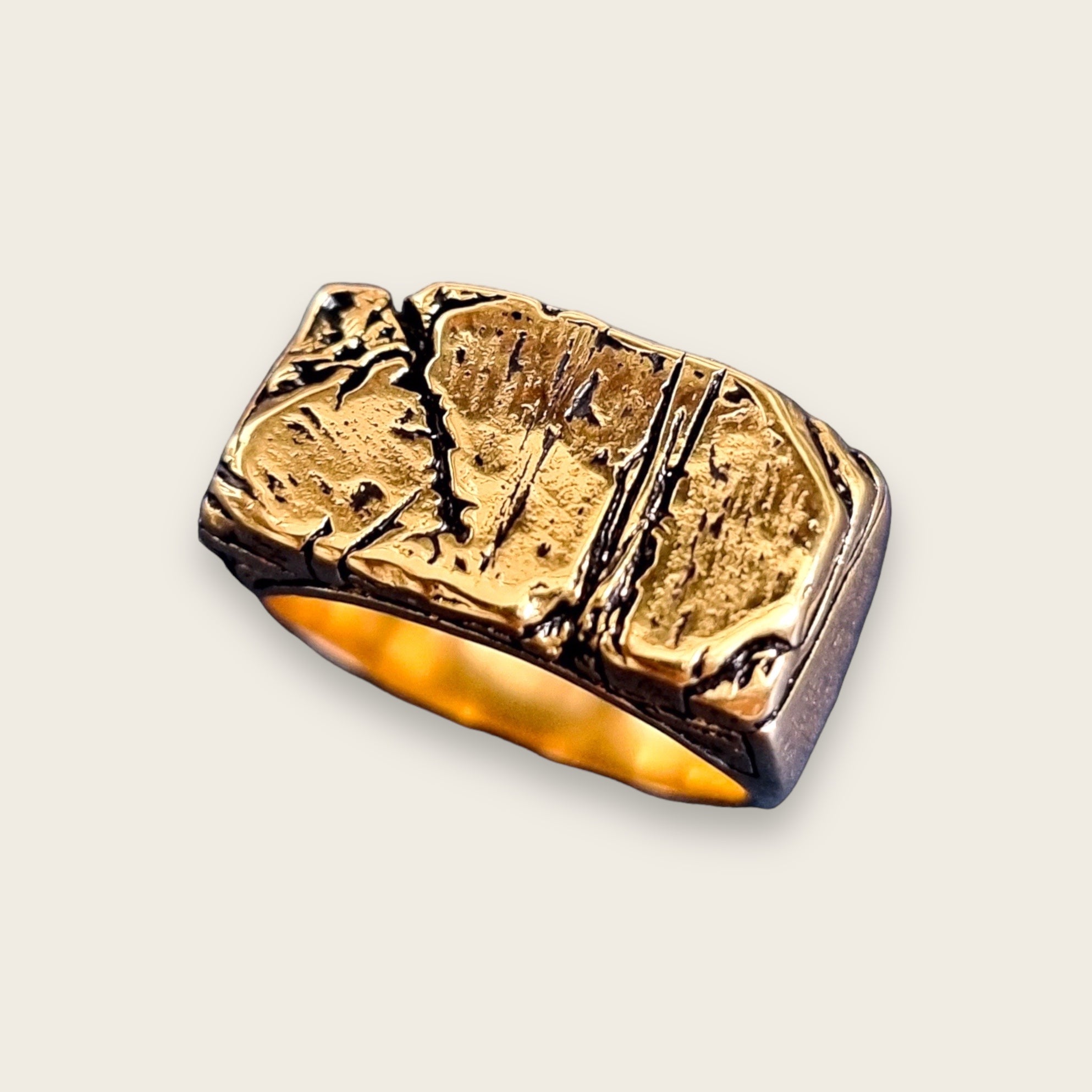 CRACKED RING IN GOLD – Untold-truth-ecom