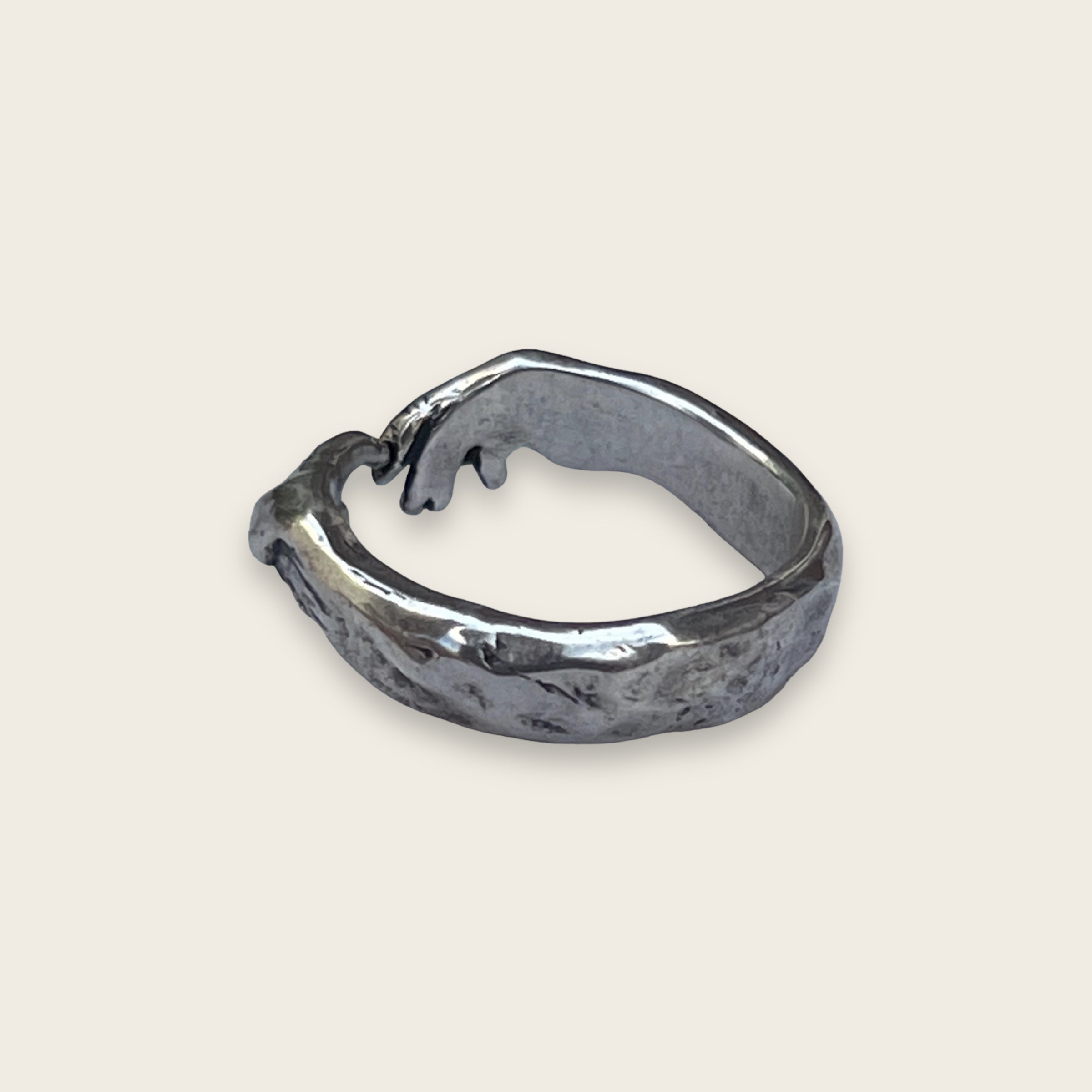 HAND OF GOD RING IN SILVER – Untold-truth-ecom