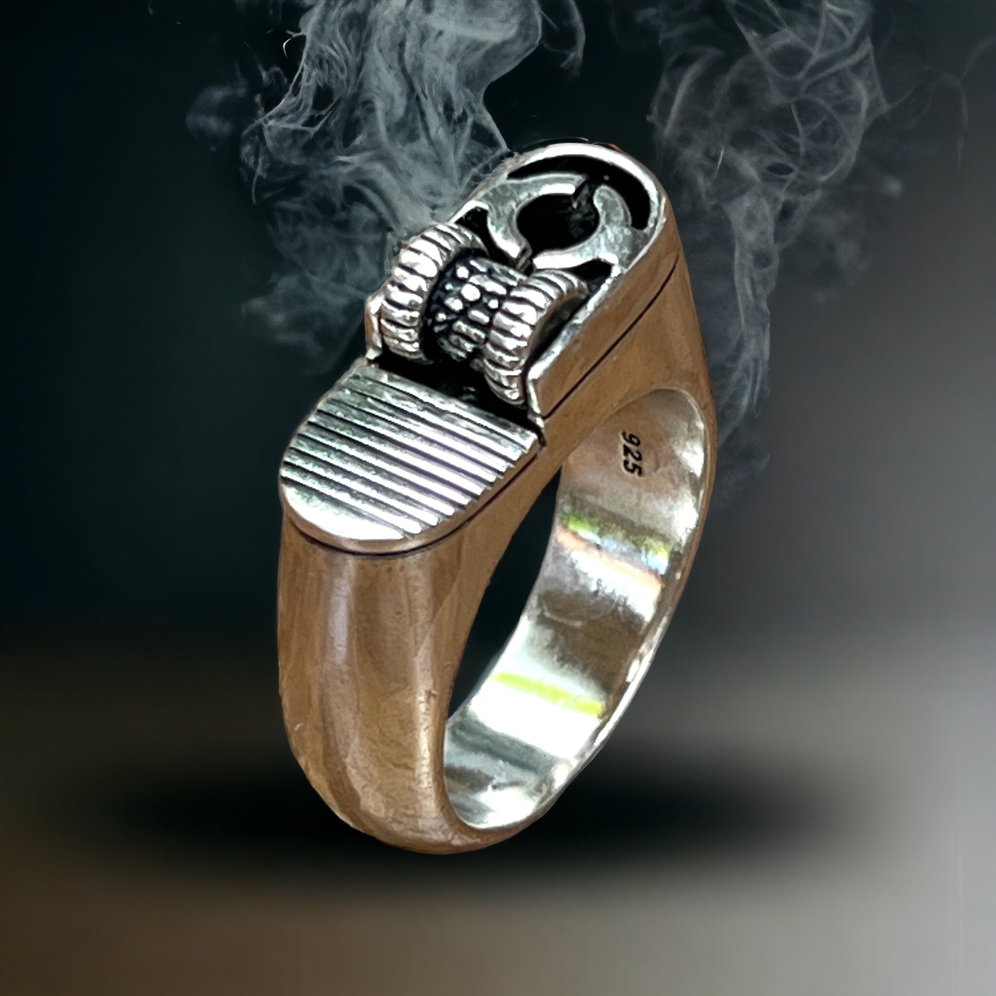 LIGHTER RING IN SILVER – Untold-truth-ecom